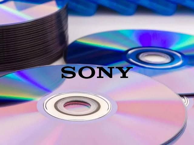 ¡DIRECTO EN LA NOSTALGIA! SONY DICE ADIÓS A LA PRODUCCIÓN DE DISCOS BLU ...